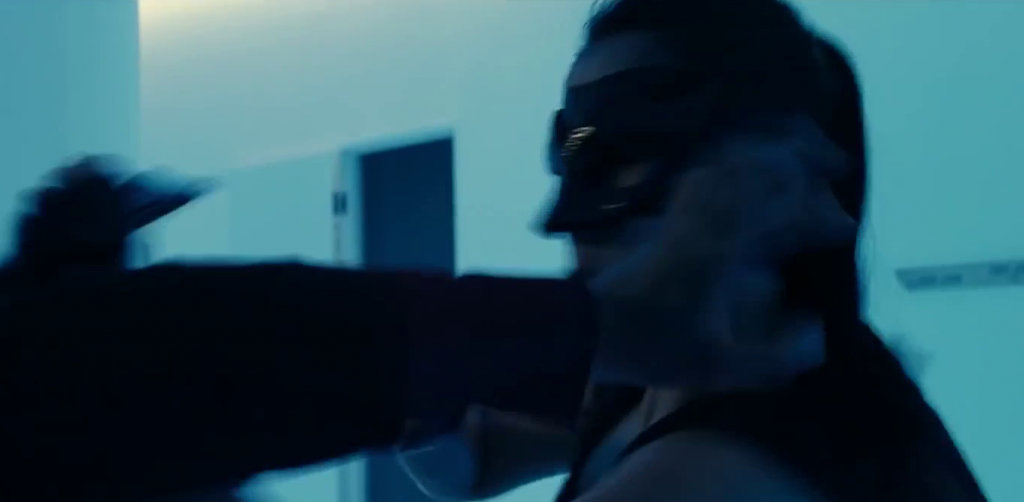 Masked female agent VS villain and security guards - Maskripper Org