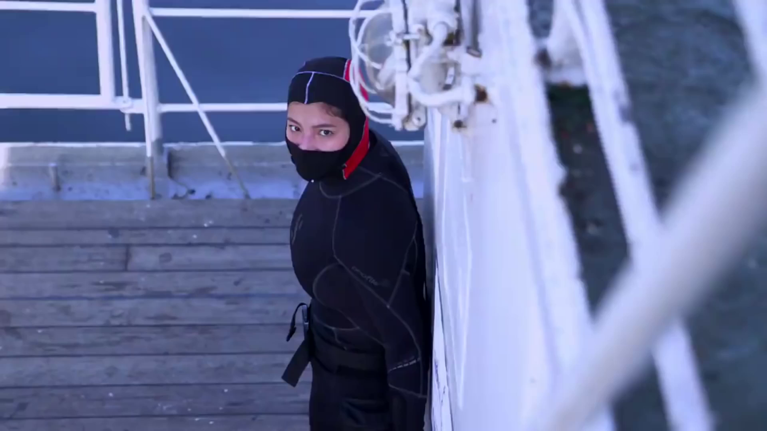 Maskripper Org - Masked women in movies, tv-series, cosplay, comics ...