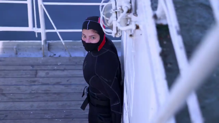 Maskripper Org - Masked women in movies, tv-series, cosplay, comics ...