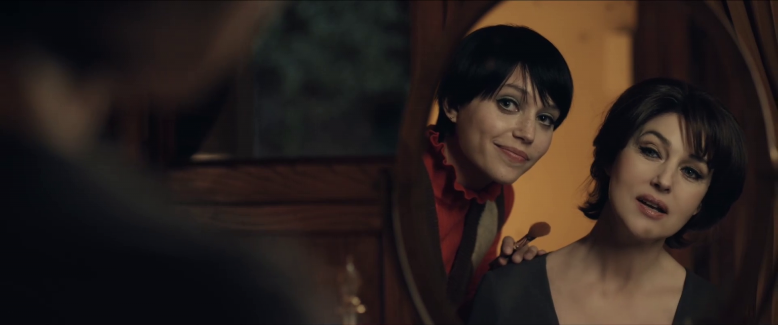 Maskripper Org - Masked women in movies, tv-series, cosplay, comics ...