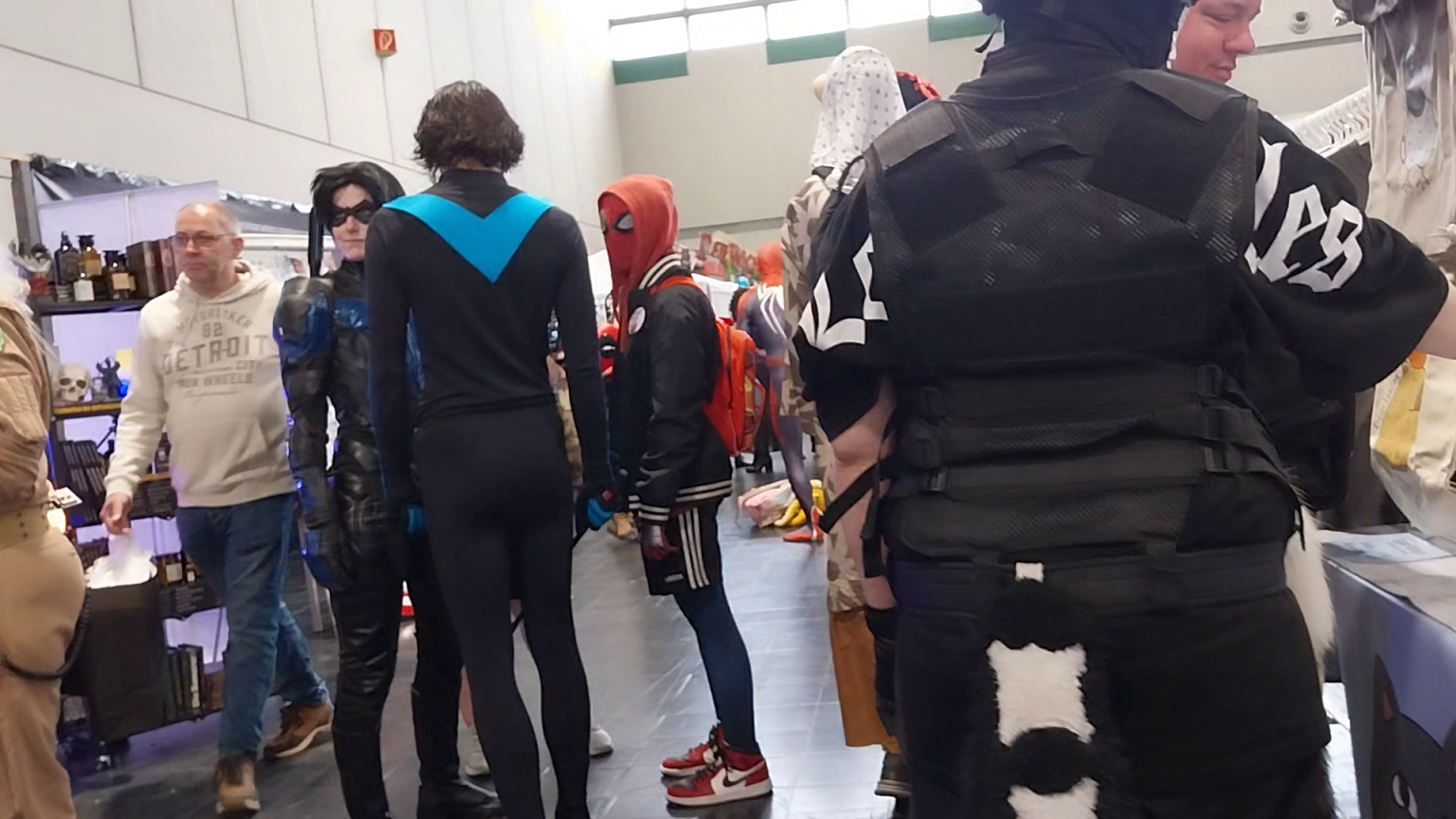 Maskripper Org - Masked women in movies, tv-series, cosplay, comics ...