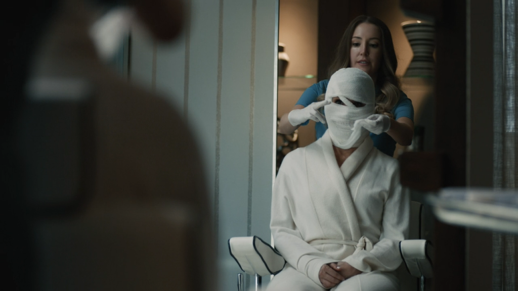 Maskripper Org - Masked women in movies, tv-series, cosplay, comics ...