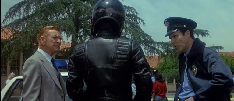 Masked female cop in black leather VS 3 bad guys - Maskripper Org