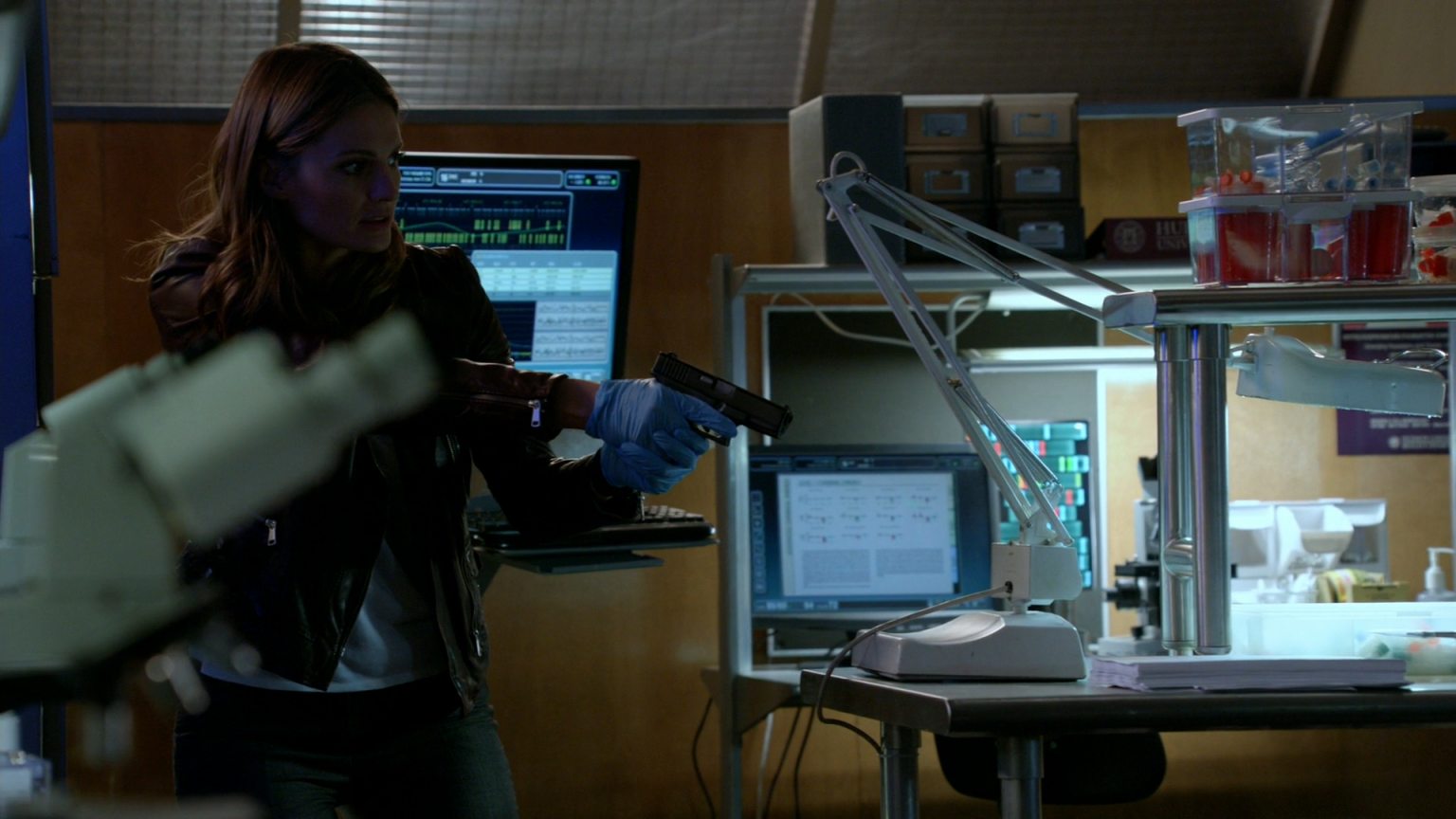 Maskripper Org - Masked women in movies, tv-series, cosplay, comics ...