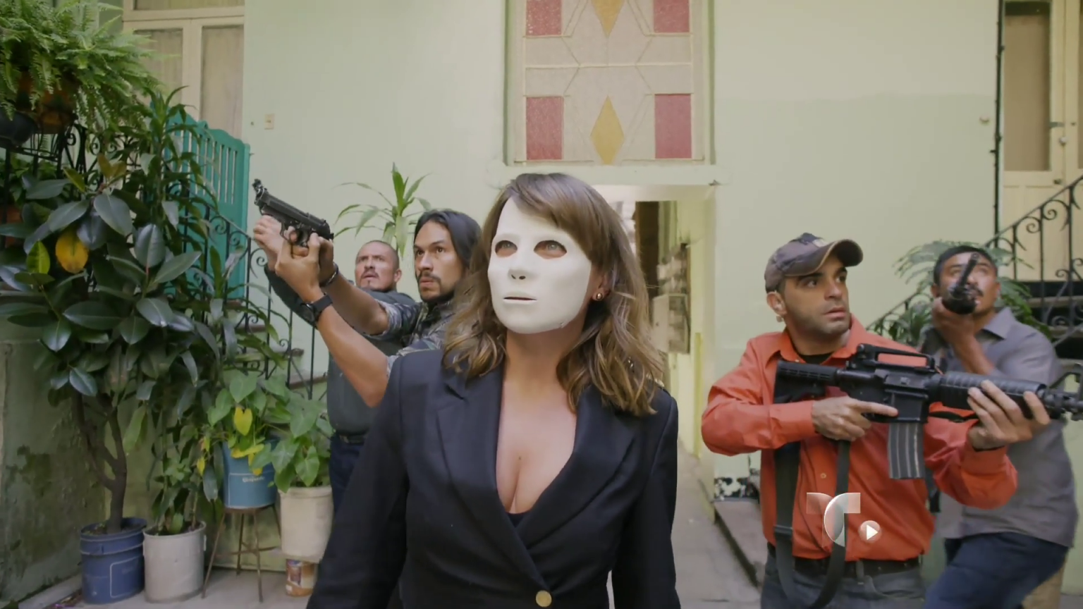 Maskripper Org - Masked women in movies, tv-series, cosplay, comics ...